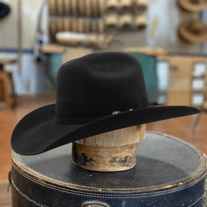 Classic Cowboy Hat - Movecoll